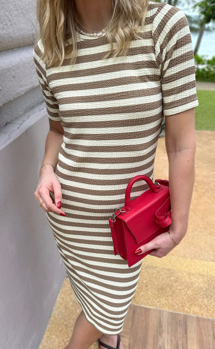 Say INA Copenhagen Kjole - Gina - Brown Striped | Rask levering ...